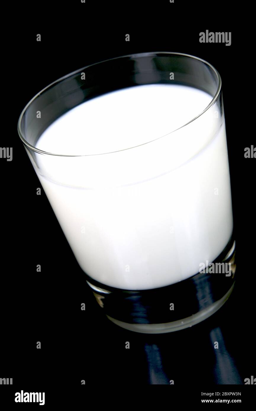 Full cream milk Stock Photo - Alamy