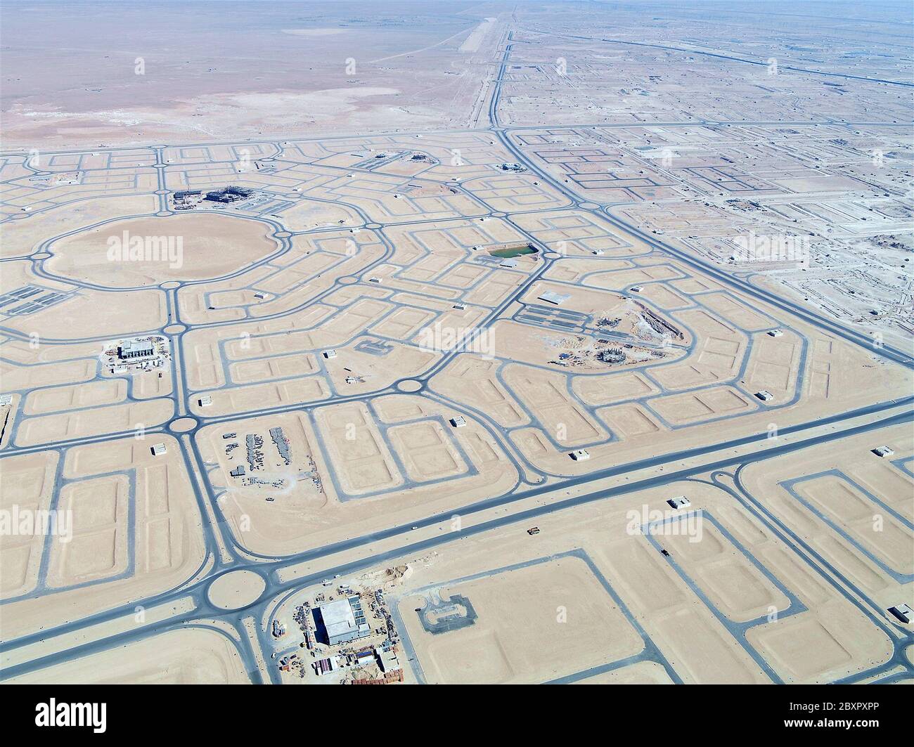 Kuwait housing hi-res stock photography and images - Alamy