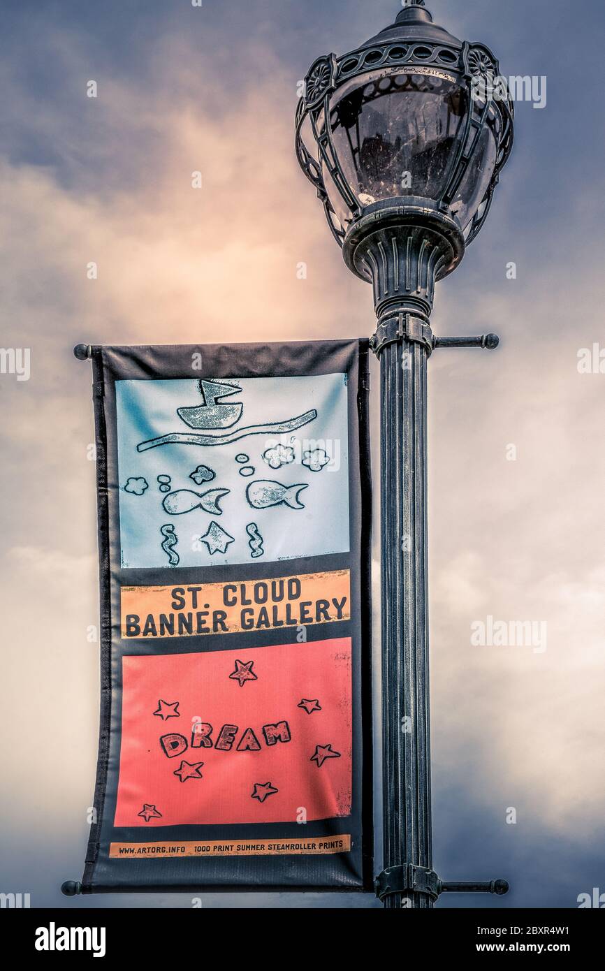 Lamp post banner hi-res stock photography and images - Alamy