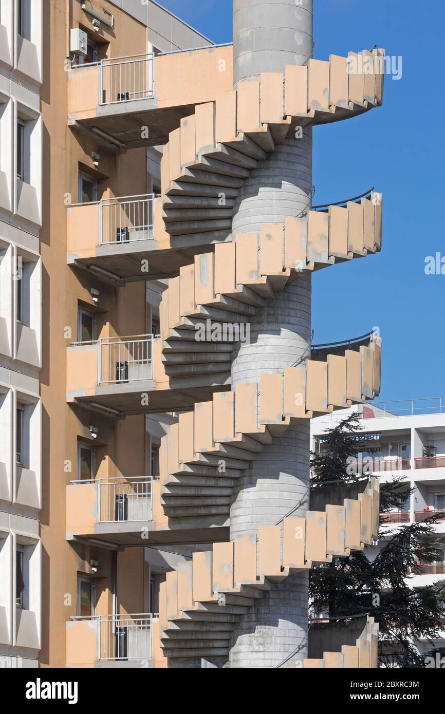 External Concrete Spiral Stairs Building Fire Escape Stock Photo - Alamy