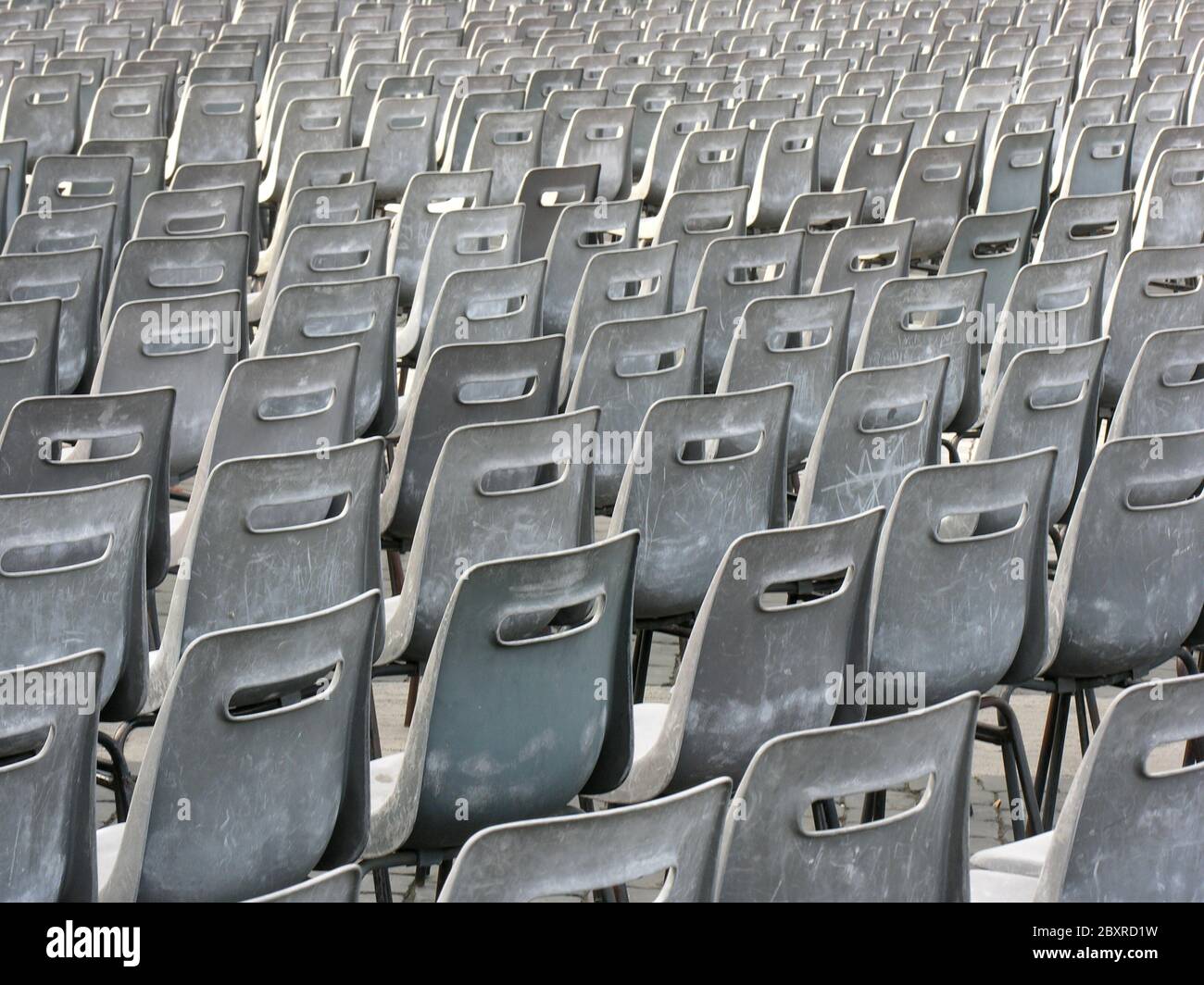 Shell chairs hi-res stock photography and images - Alamy