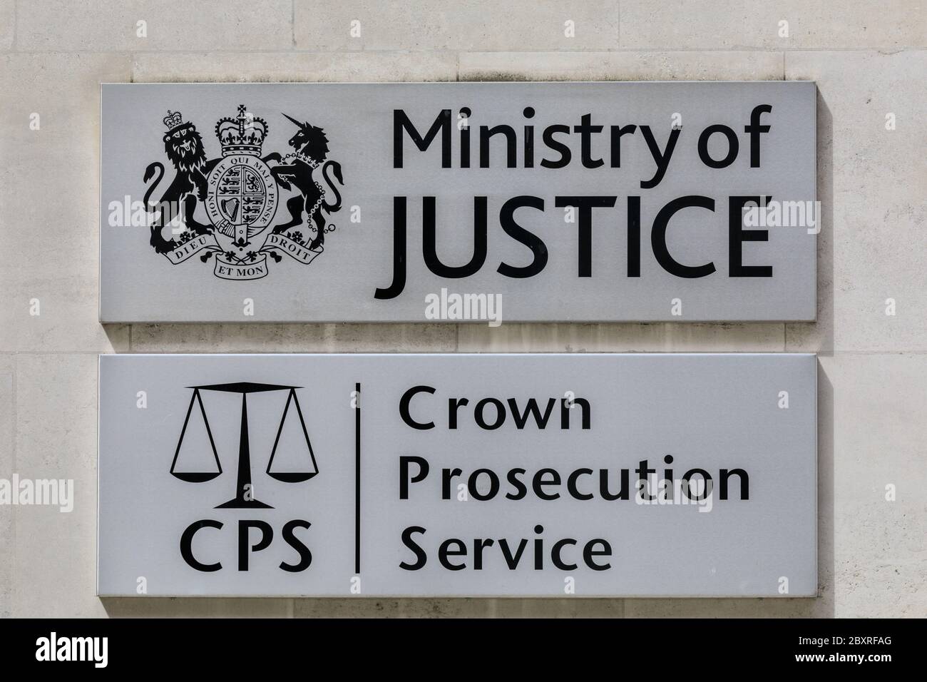 Prosecution uk hi-res stock photography and images - Alamy