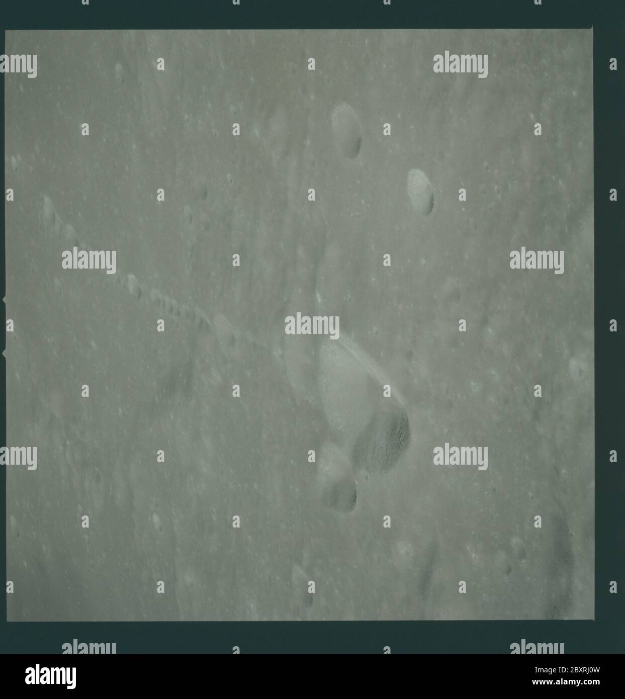 AS14-73-10102 - Apollo 14 - Apollo 14 Mission image - View of the Davy ...