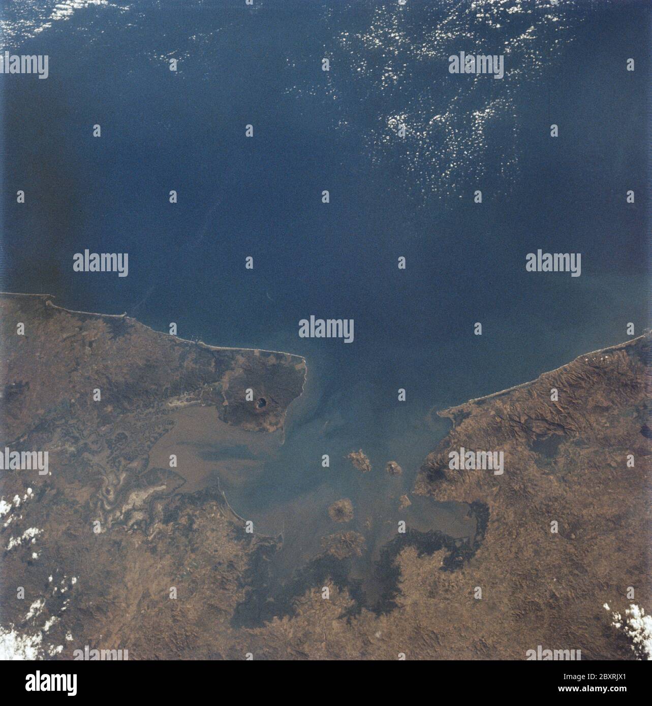 AS09-19-3019 - Apollo 9 - Apollo 9 Mission image - Earth Observation ...