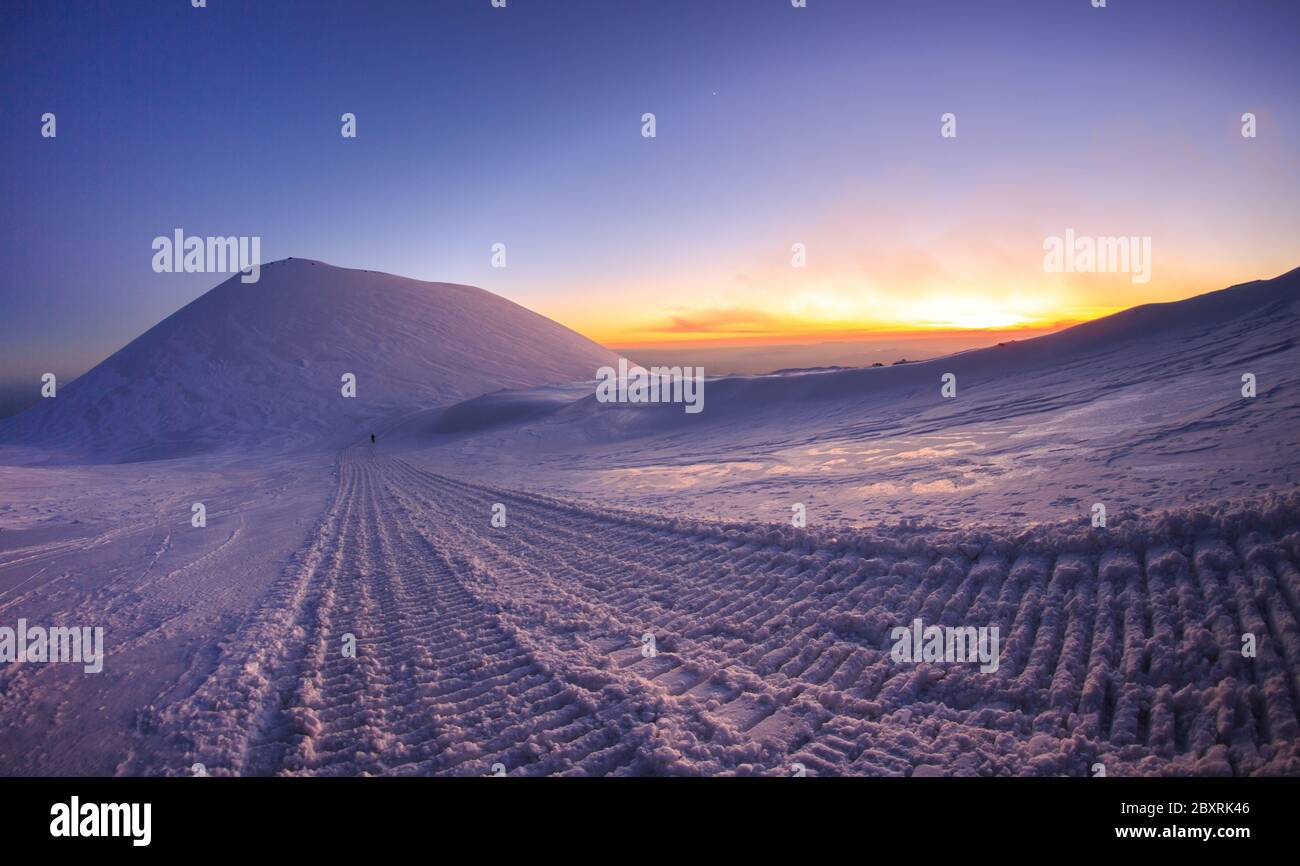 Blue intense sky hi-res stock photography and images - Alamy