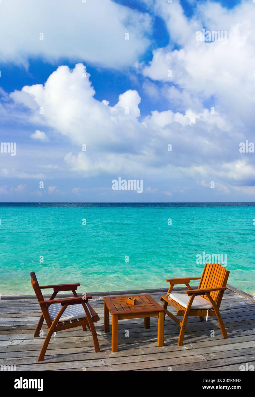 Cafe on the beach Stock Photo - Alamy