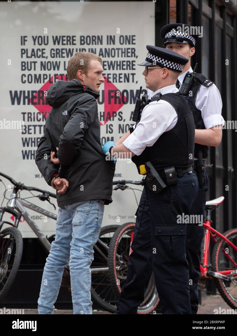 Kent riot police hi-res stock photography and images - Alamy