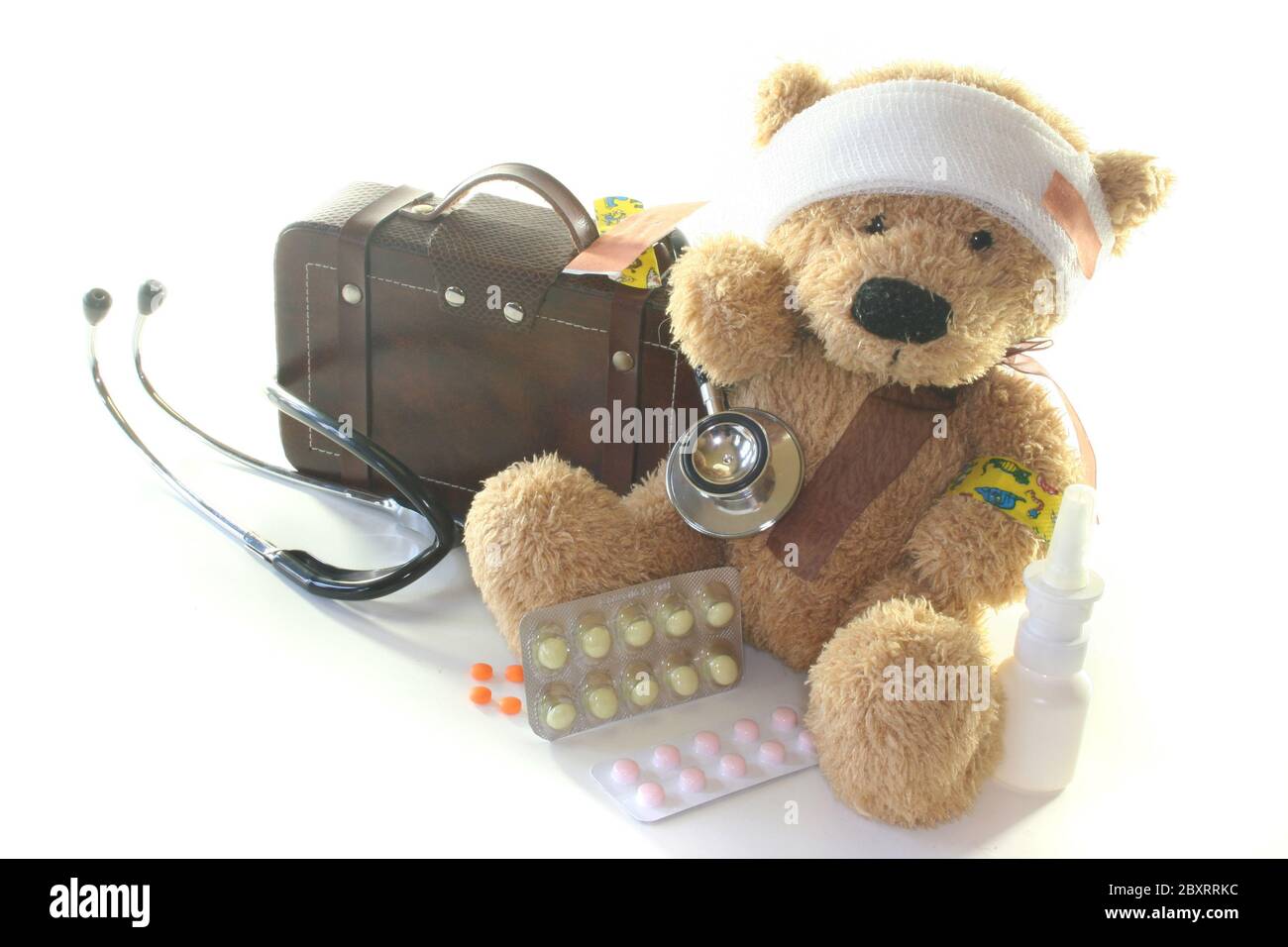 Kids first aid kit Stock Photo - Alamy