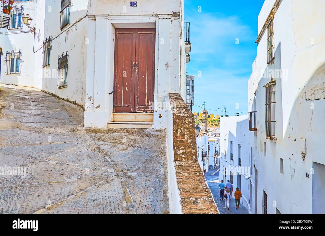 ARCOS, SPAIN - SEPTEMBER 23, 2019: Walk the old curved streets of ...