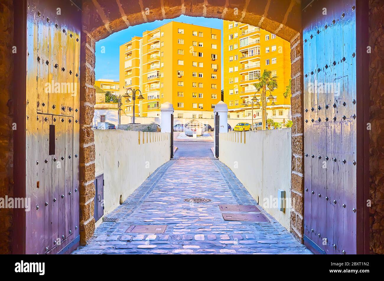 Castillo street bridge hi-res stock photography and images - Alamy