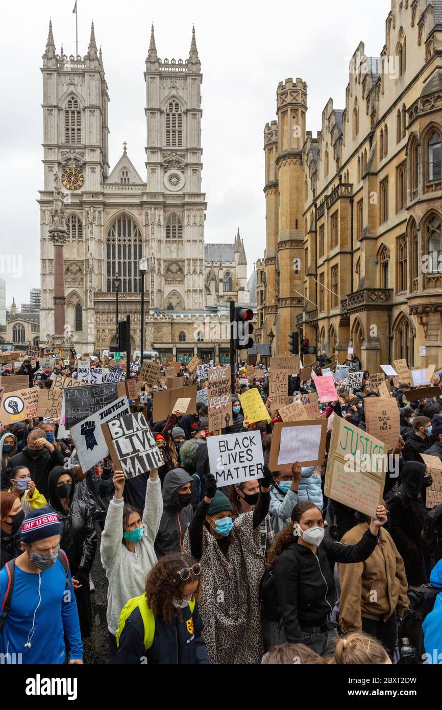 Protest westminster abbey hi-res stock photography and images - Alamy