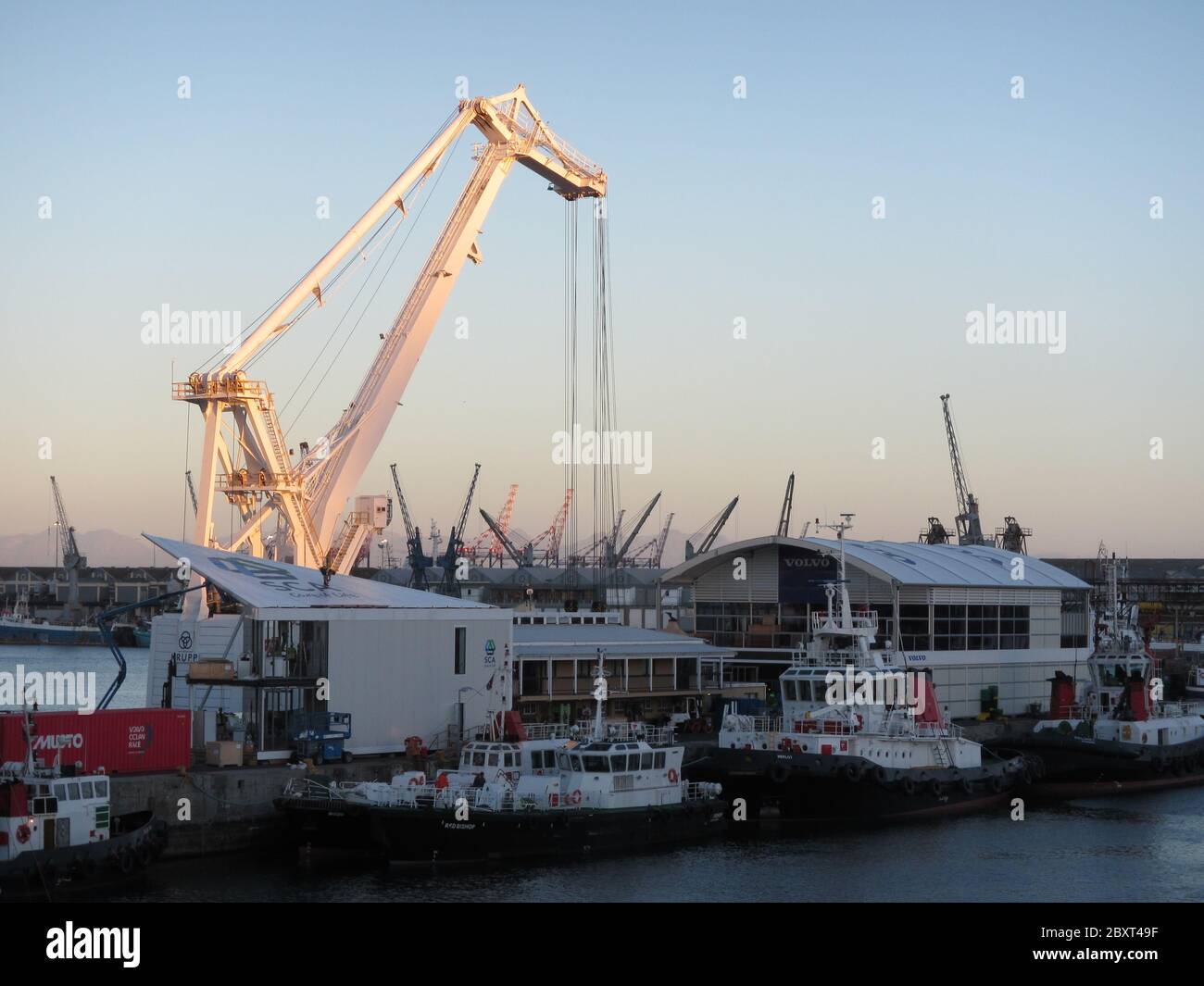 Inkunzi floating crane Stock Photo - Alamy