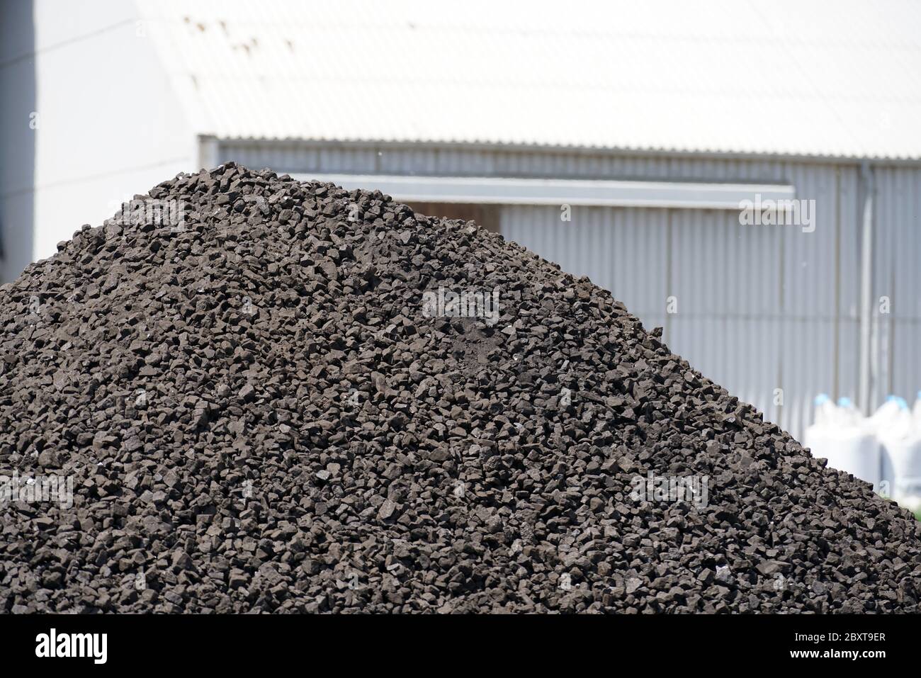 Basalt, diabase or granite are well suited for railway construction ...