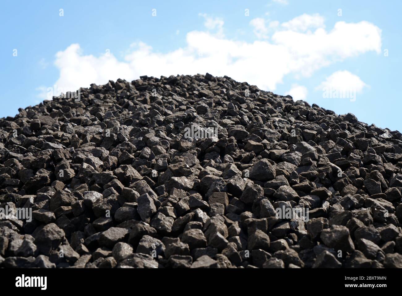 Basalt, diabase or granite are well suited for railway construction ...