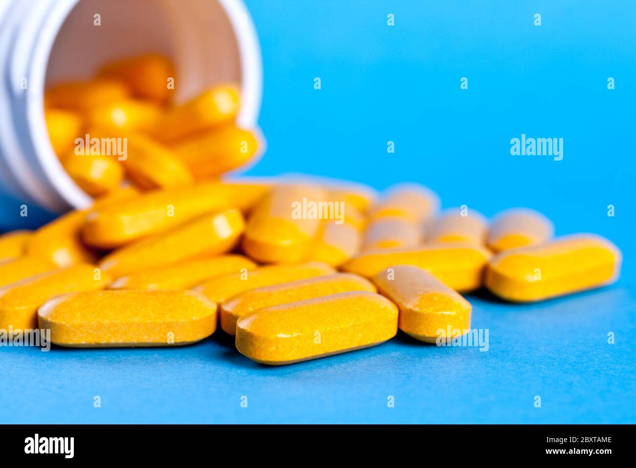 supplements in pill form Stock Photo - Alamy