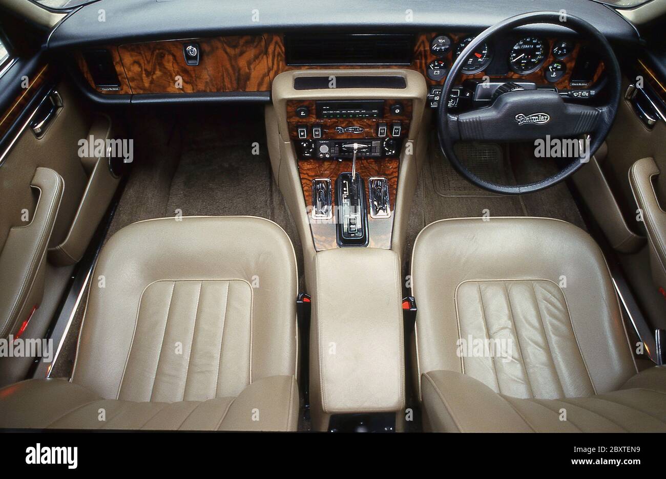 1986 Daimler Double-Six interior Stock Photo - Alamy
