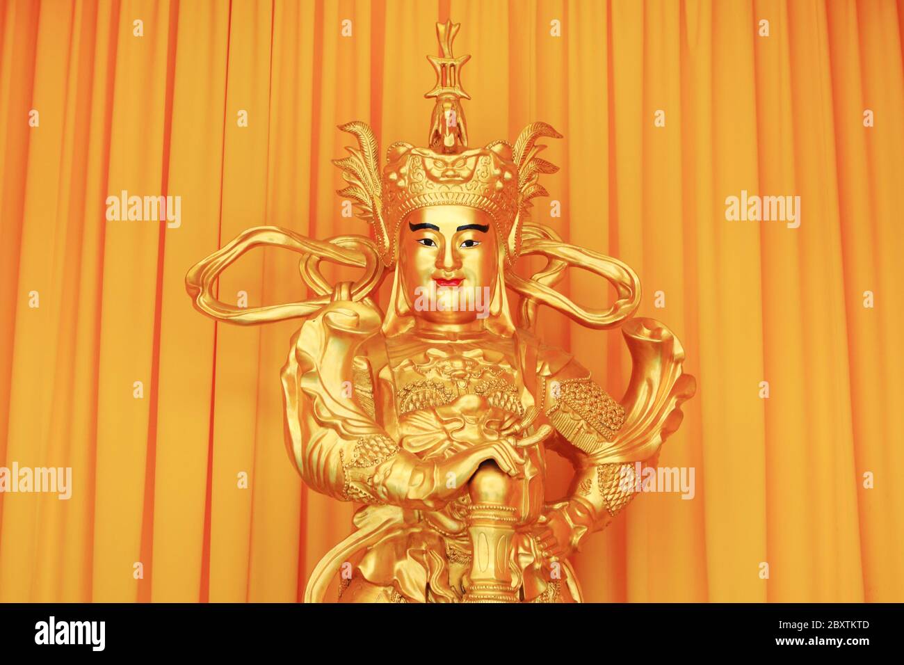 Fat gold buddha statue hi-res stock photography and images - Alamy