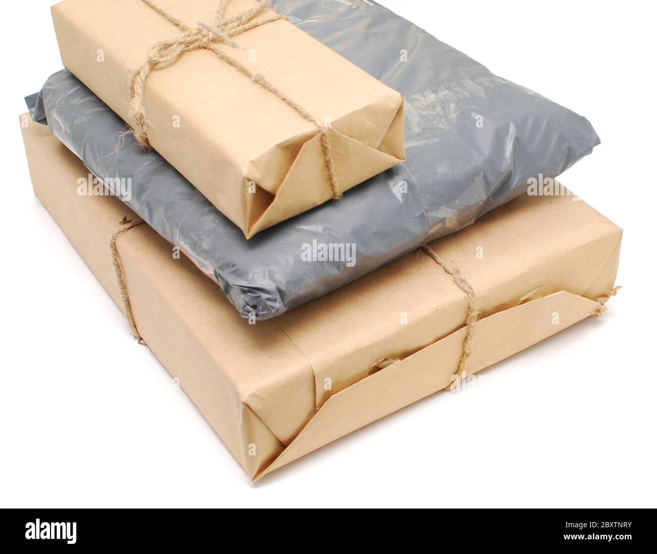 Shipping wrapping hi-res stock photography and images - Alamy