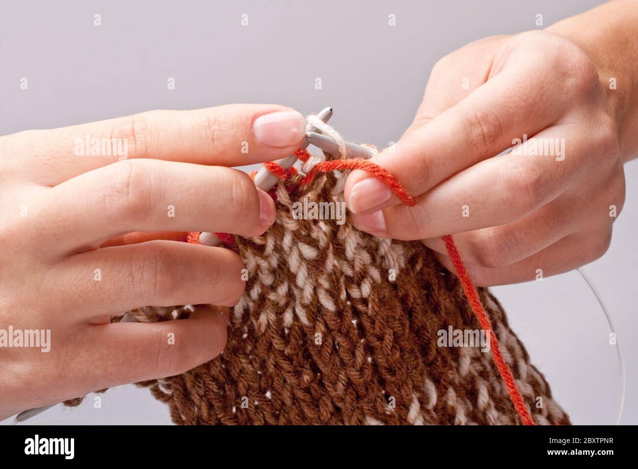 Hands tools dressmaking hi-res stock photography and images - Alamy