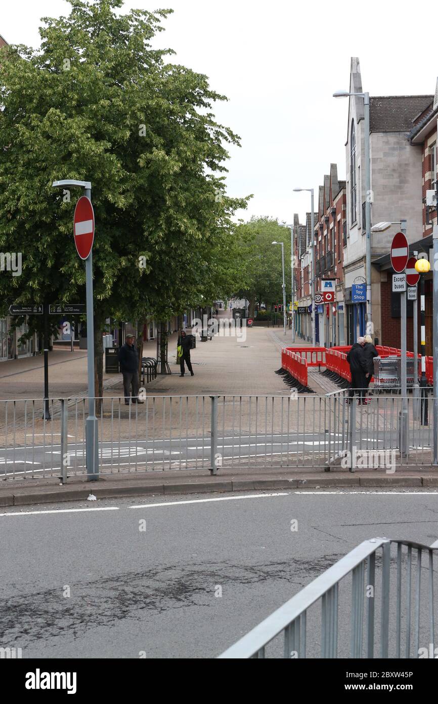 Looking north into the pedestrianised town centre of Sutton Coldfield ...