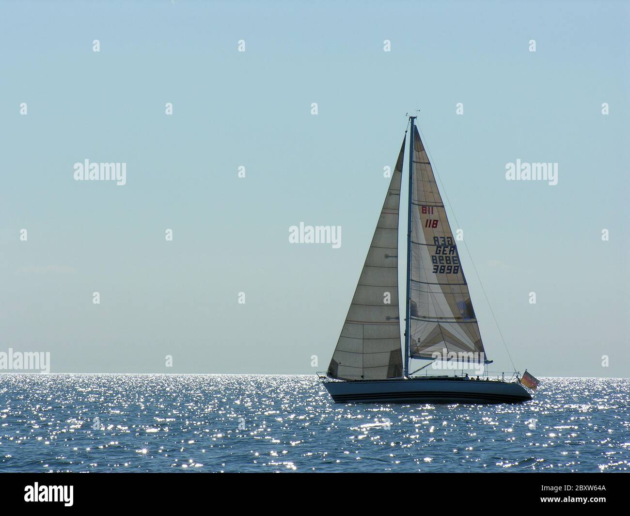 X sailing hi-res stock photography and images - Alamy