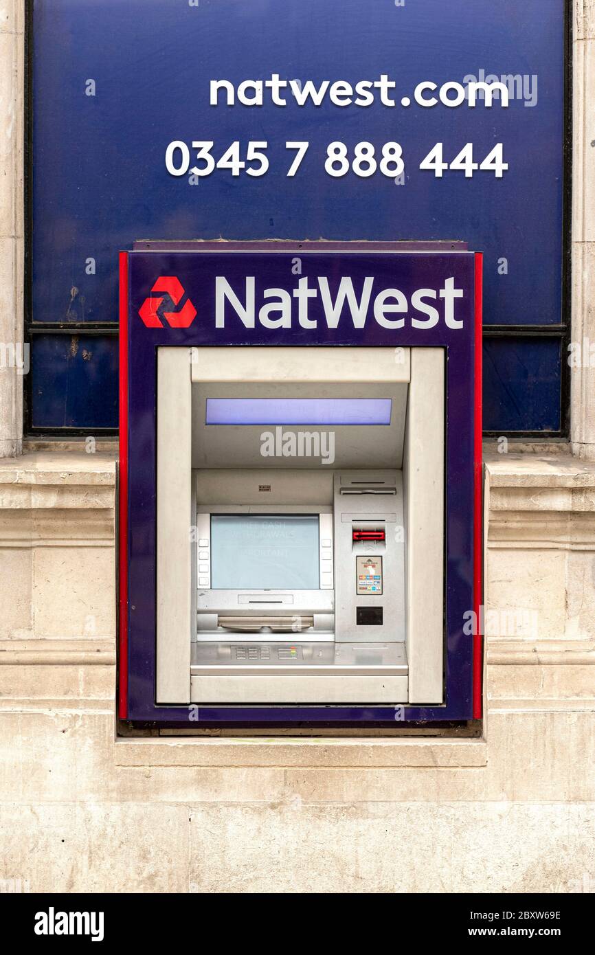 London, UK. 4th June, 2020. NatWest Bank cash machine seen outside one ...
