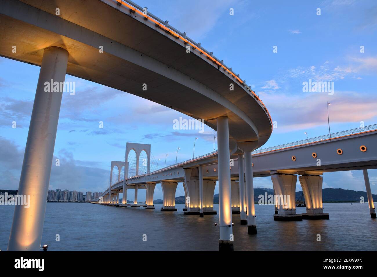 Sai river bridge hi-res stock photography and images - Alamy
