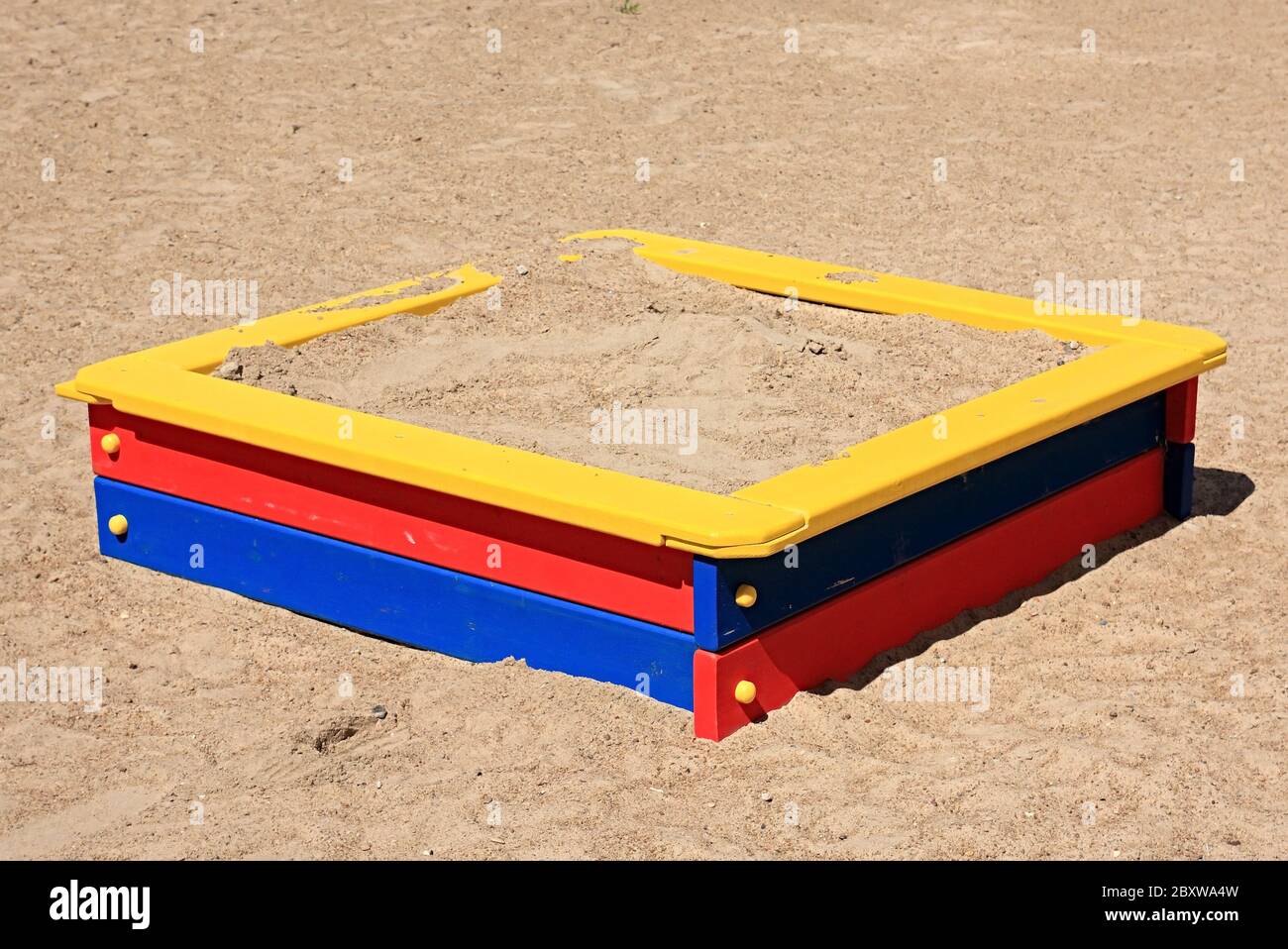 Sand box hi-res stock photography and images - Alamy