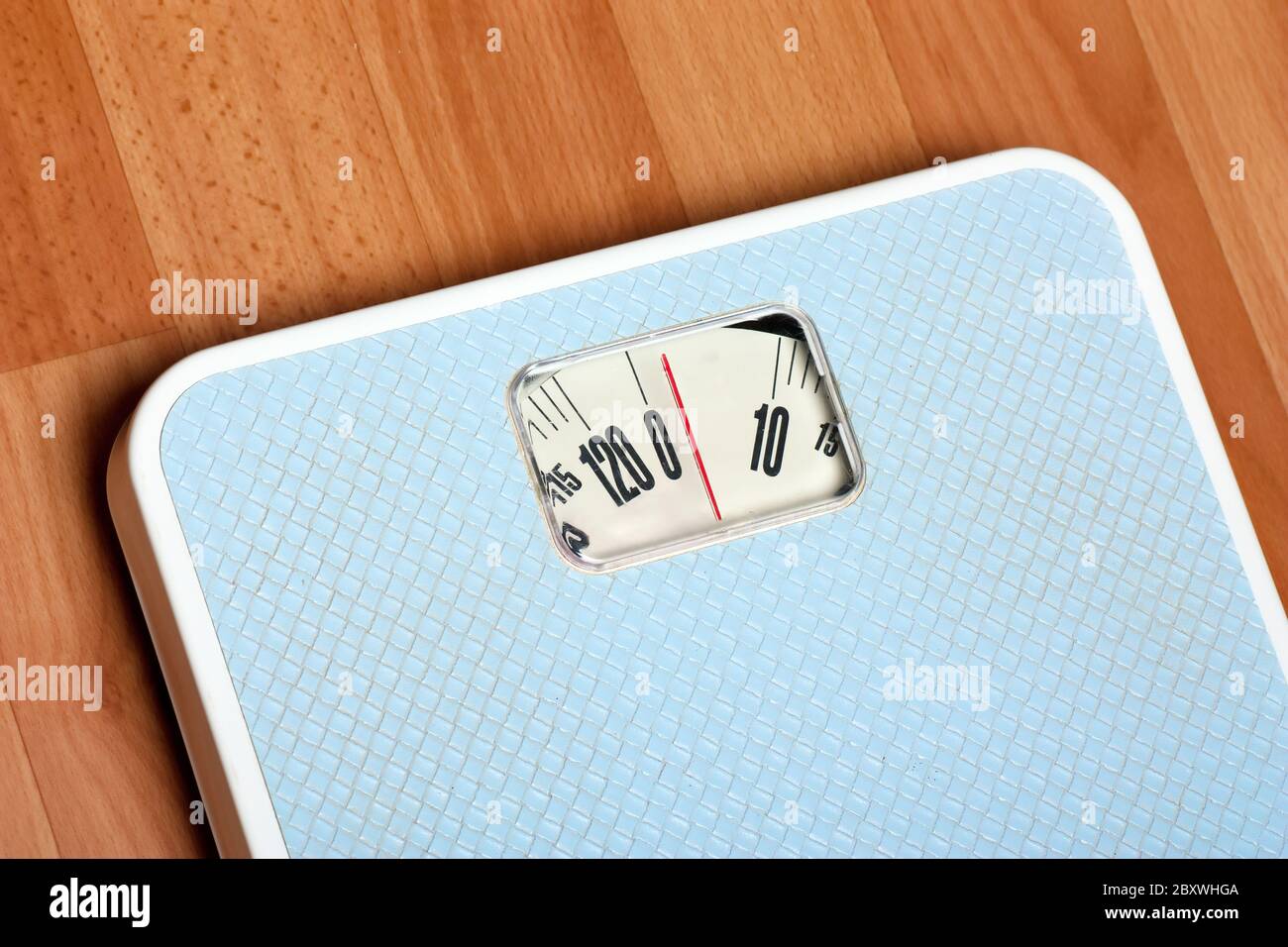 Digital slim weight floor scale hi-res stock photography and images - Alamy