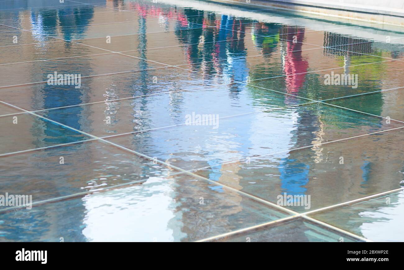 Reflections office meeting hi-res stock photography and images - Alamy