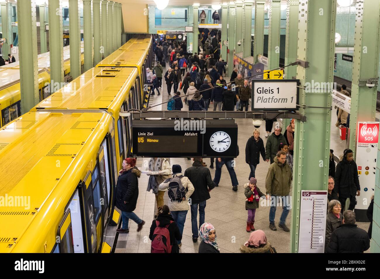 Alexanderplatz to honow hi-res stock photography and images - Alamy
