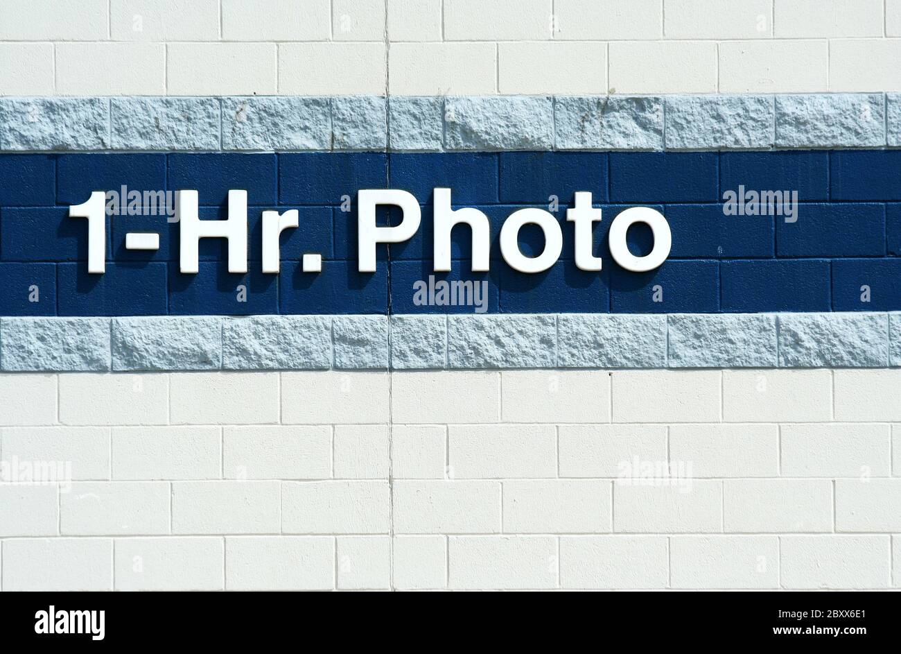A One hour photo sign Stock Photo - Alamy