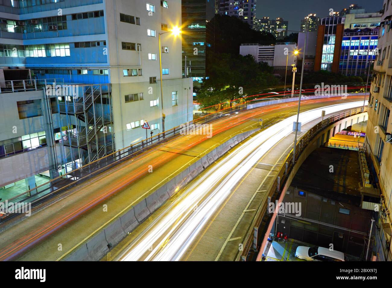 traffic through downtown Stock Photo - Alamy