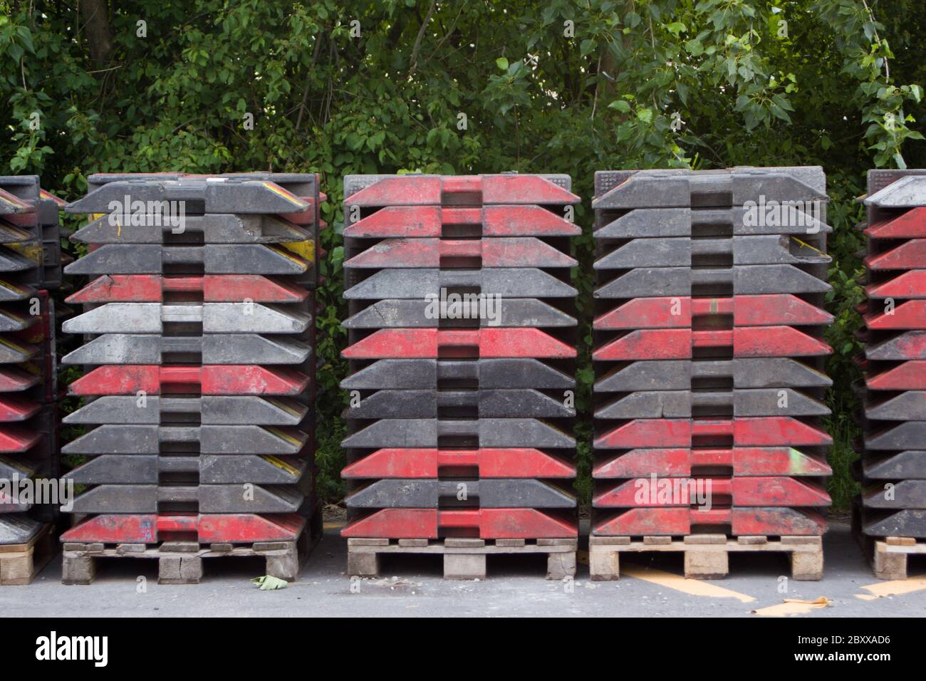Construction site hoarding hi-res stock photography and images - Alamy