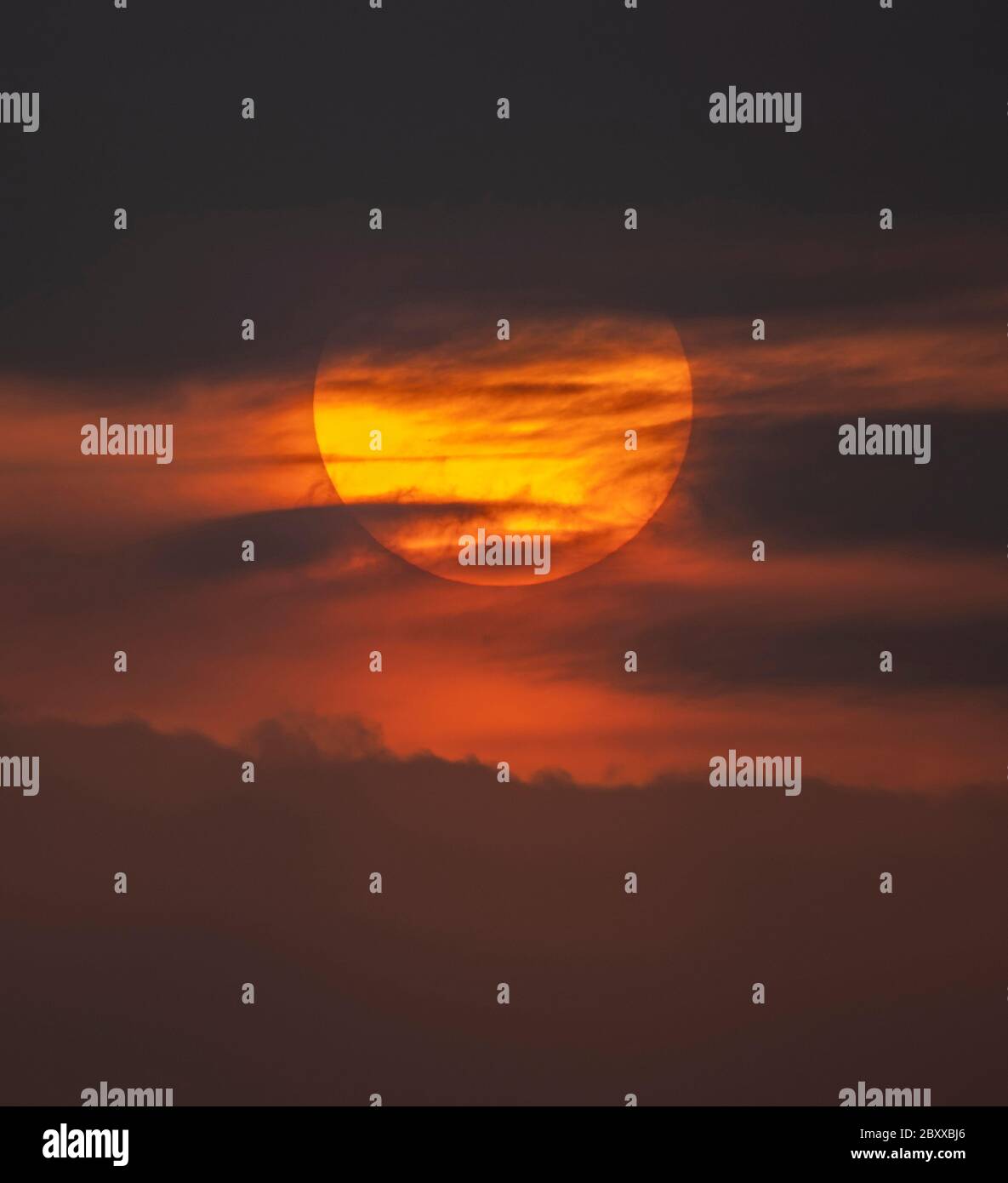 B class solar flares hi-res stock photography and images - Alamy