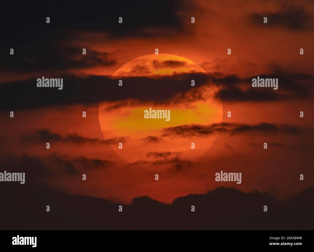 B class solar flares hi-res stock photography and images - Alamy