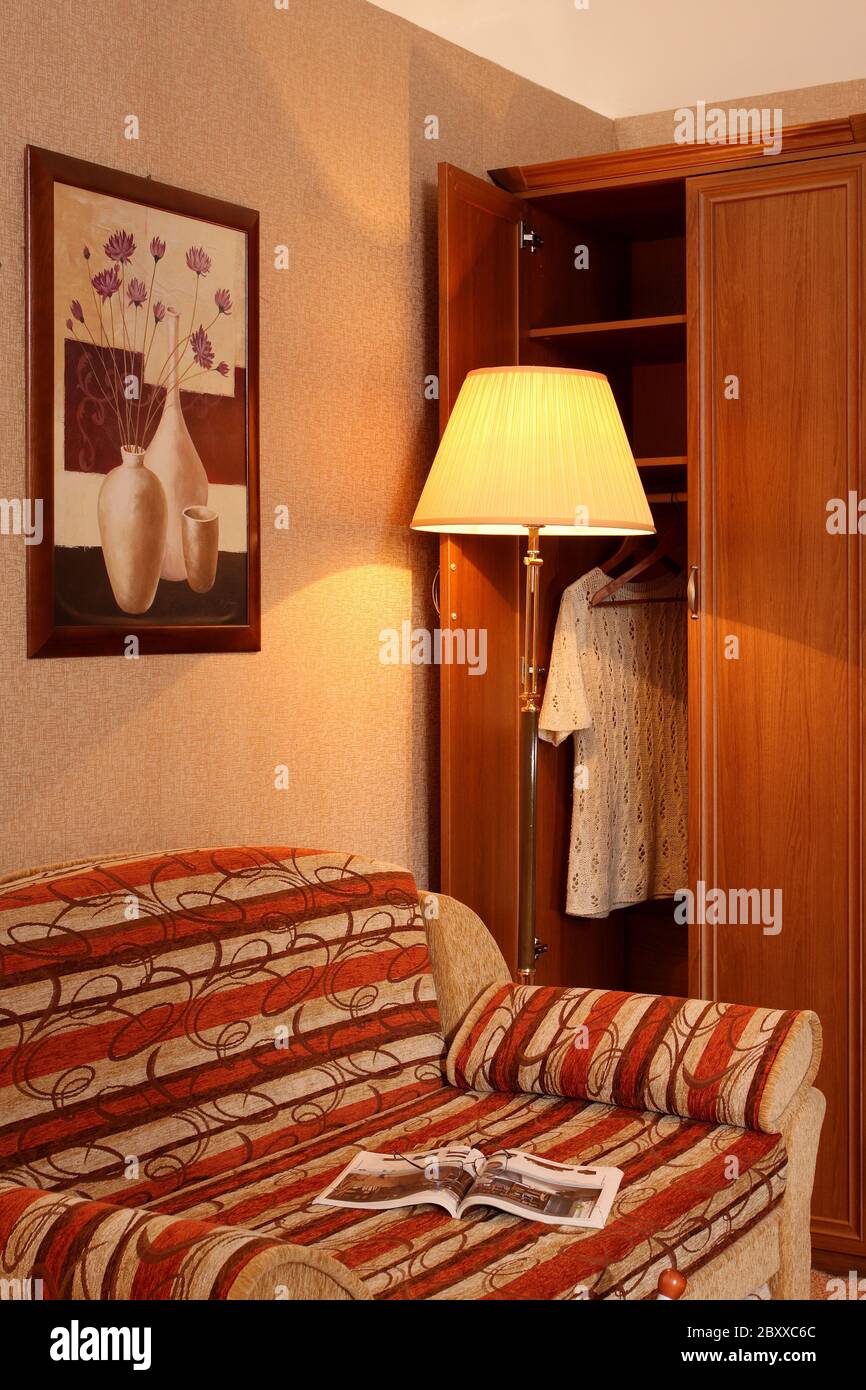 Sparse living room hi-res stock photography and images - Alamy