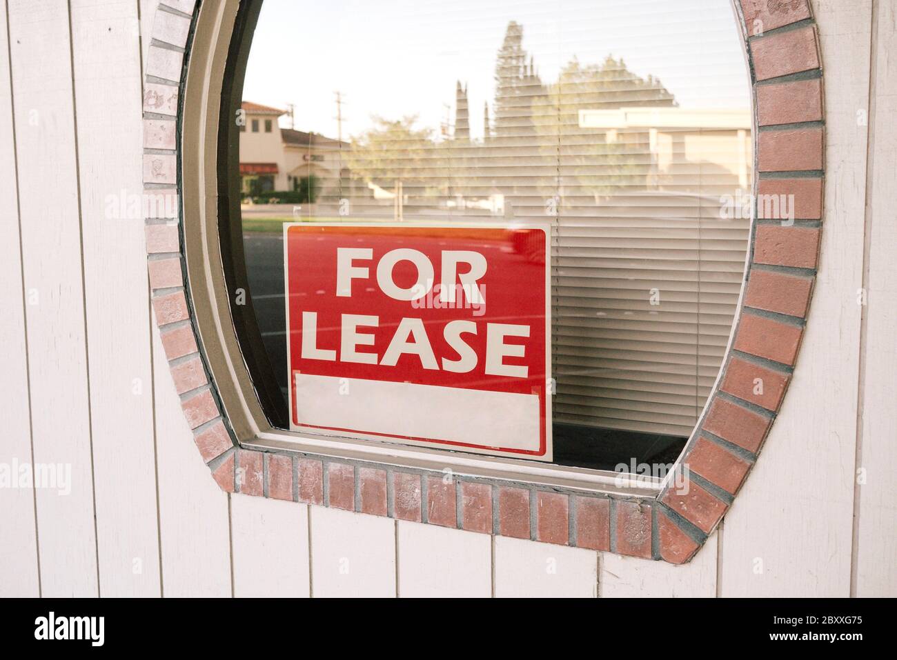 Commercial lease agreement hi-res stock photography and images - Alamy