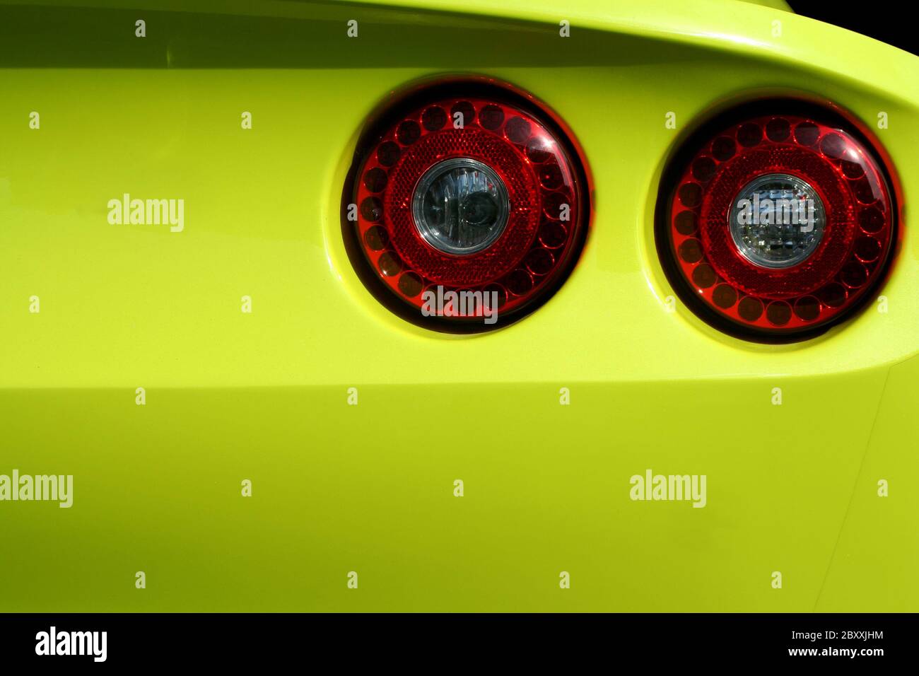 Yellow and blue race car hi-res stock photography and images - Alamy