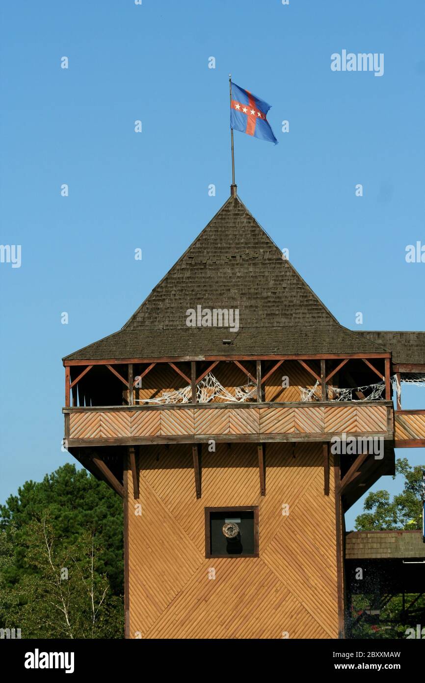 Wooden fort hi-res stock photography and images - Alamy