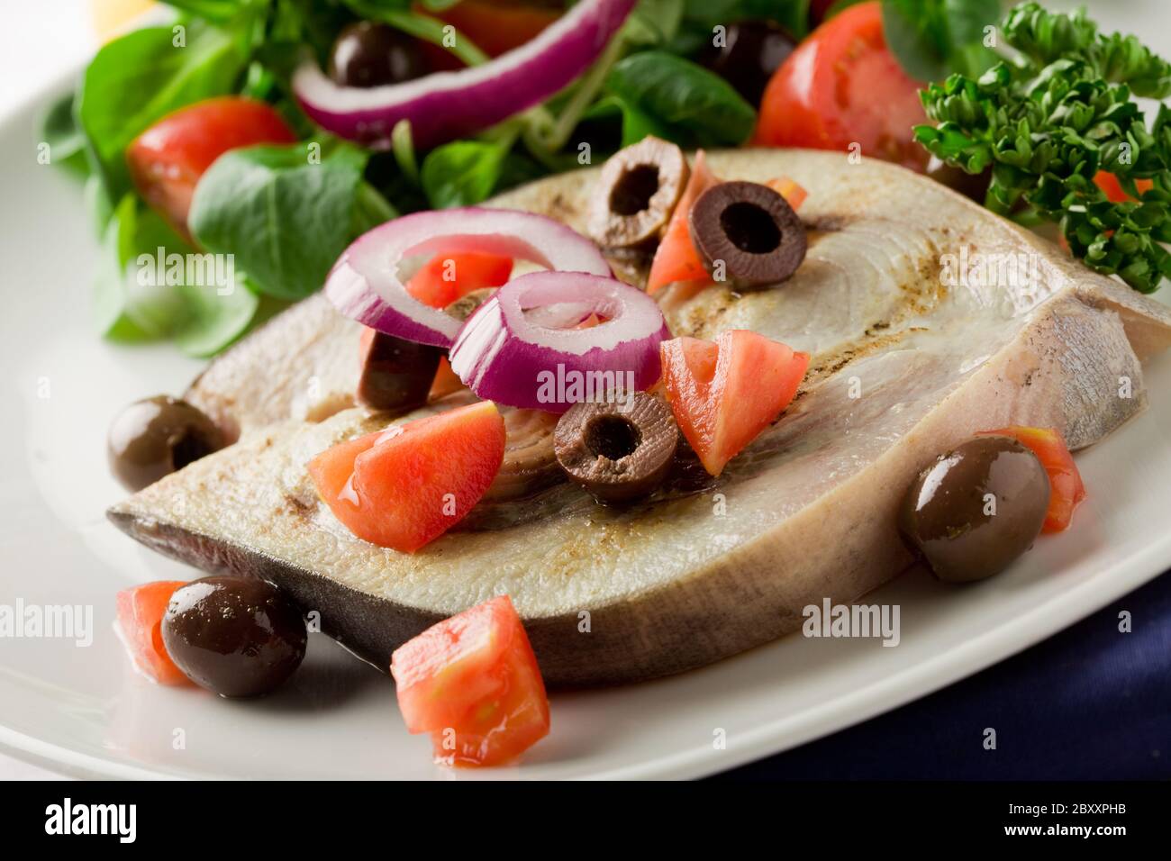 Grilled Swordfish with mixed salad Stock Photo - Alamy