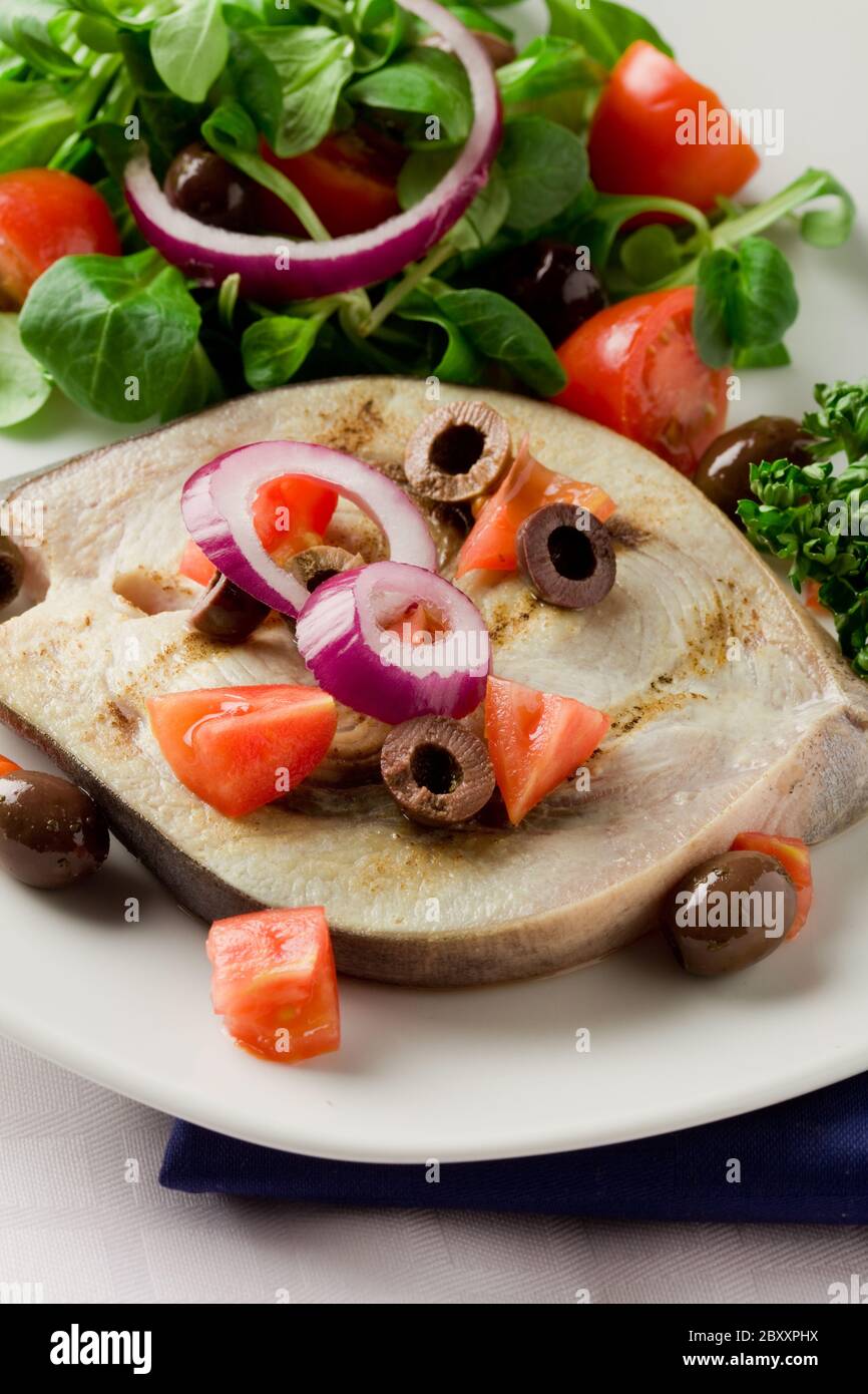 Grilled Swordfish with mixed salad Stock Photo - Alamy