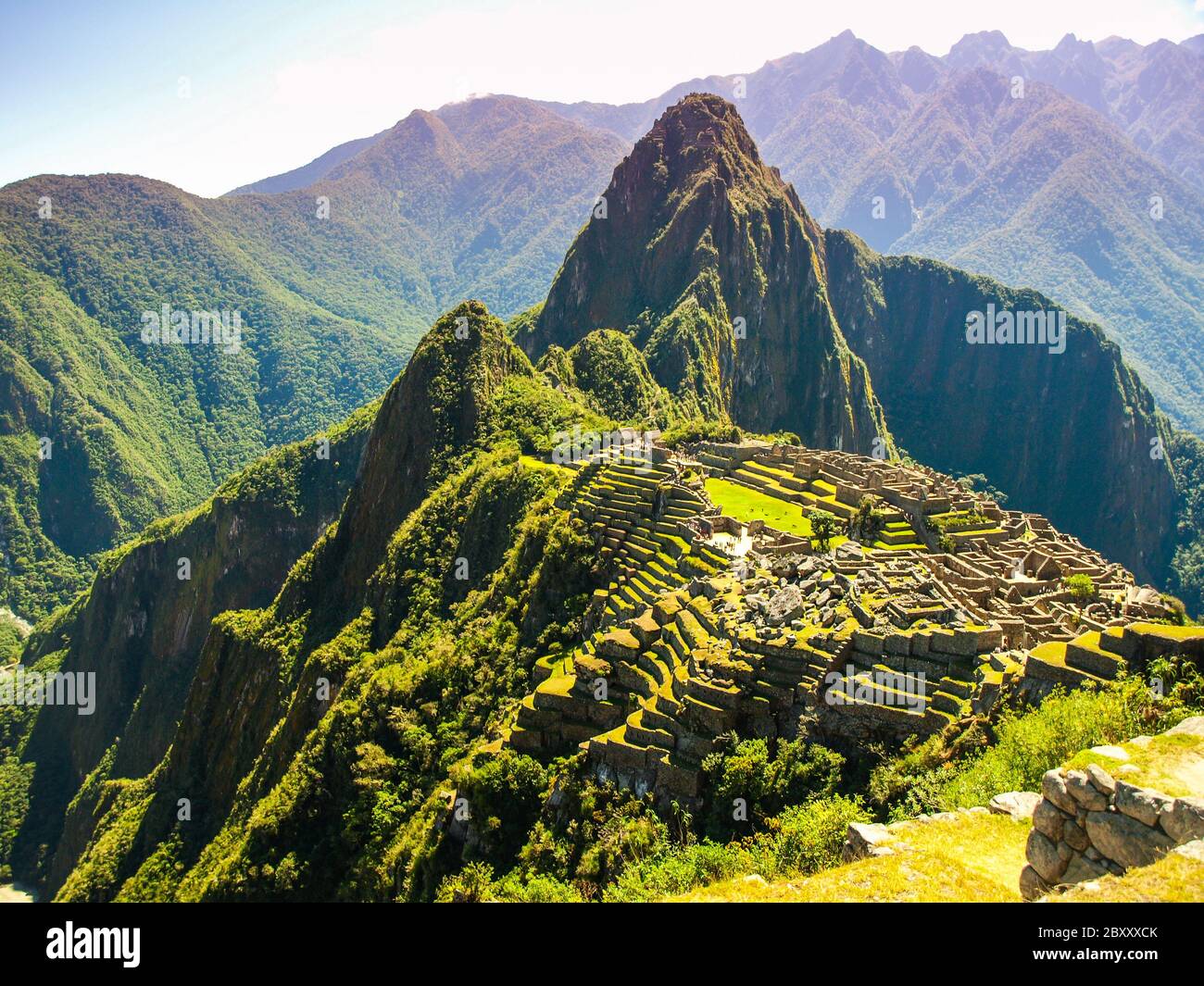 Beautiful view of Machu Picchu ruins on sunny day (Peru Stock Photo - Alamy