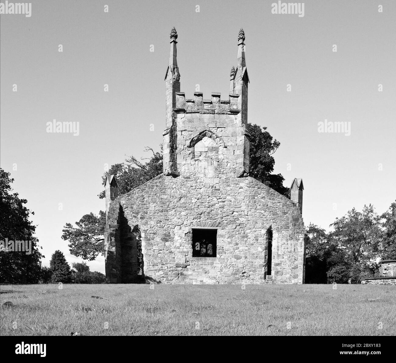 Cardross old parish church Stock Photo - Alamy