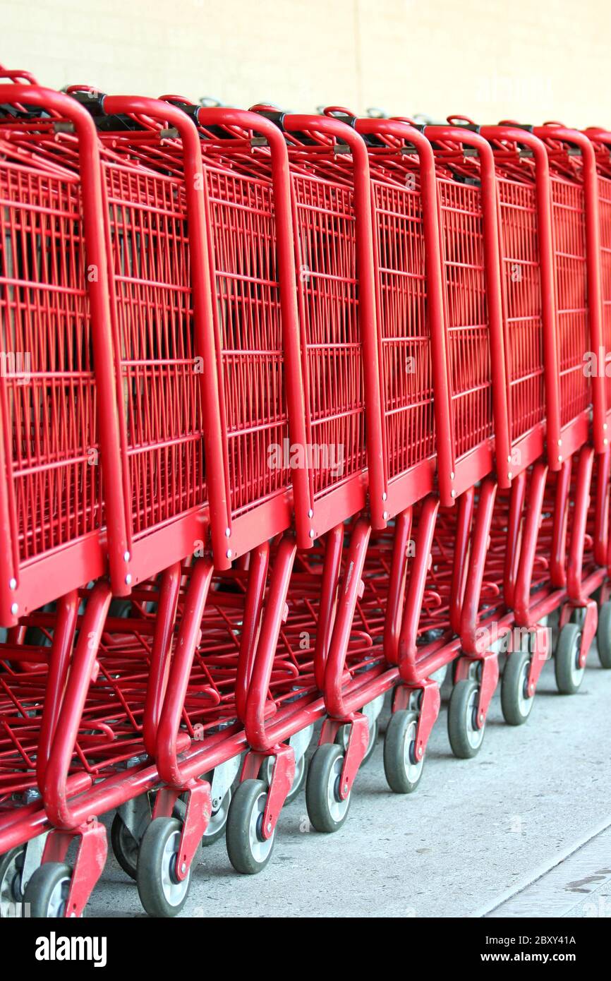 Red carts hi-res stock photography and images - Alamy