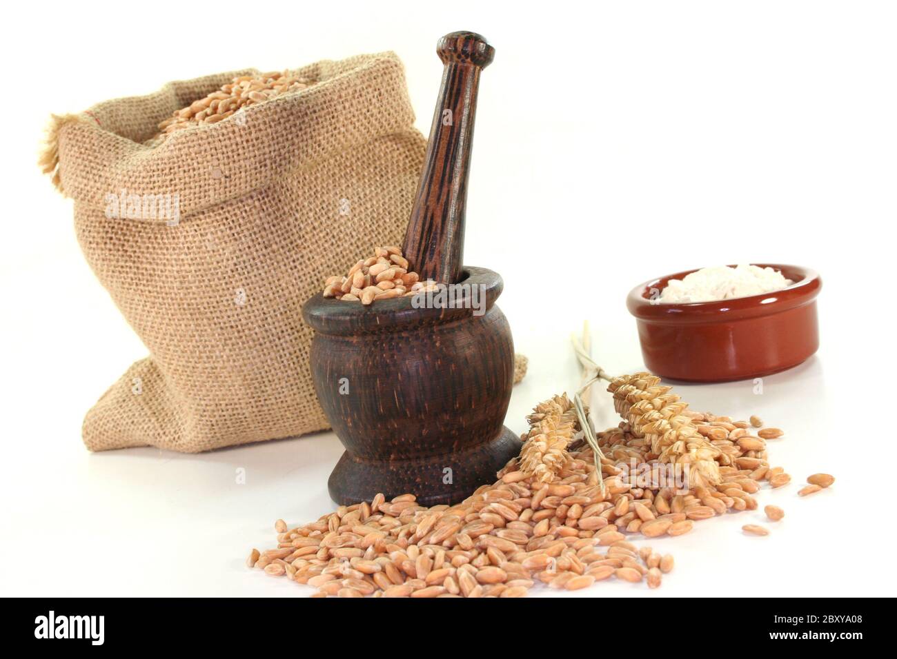 mortar with grain Stock Photo - Alamy