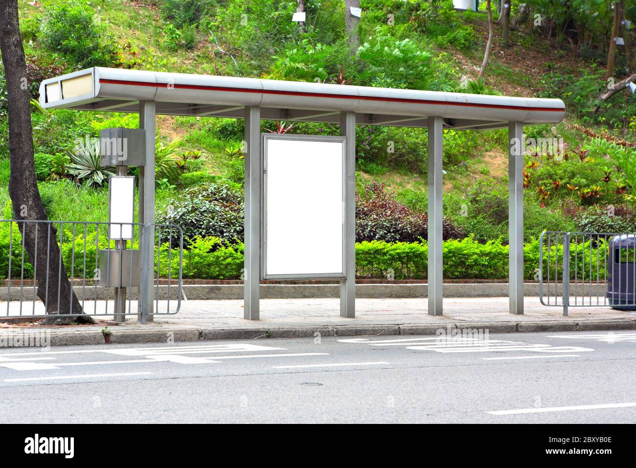 Bus stop ad hi-res stock photography and images - Alamy