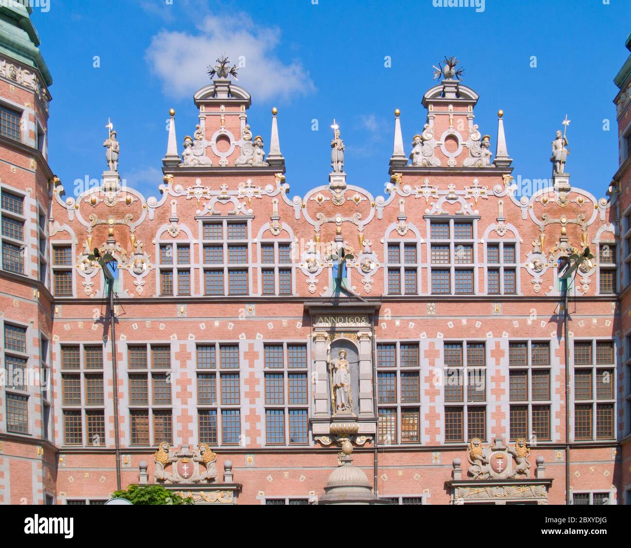 Old armory building hi-res stock photography and images - Alamy