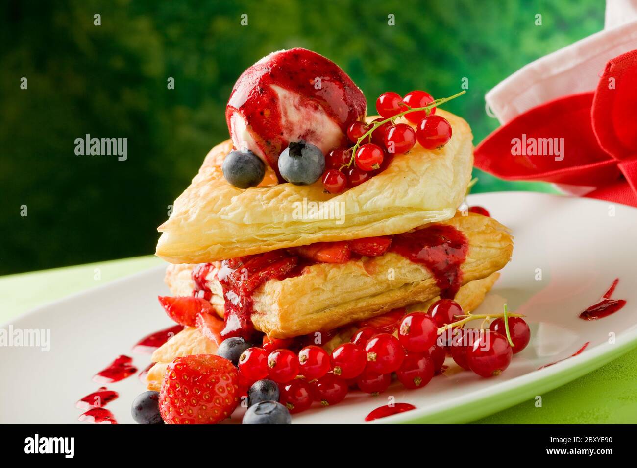 Ice pastry hi-res stock photography and images - Alamy