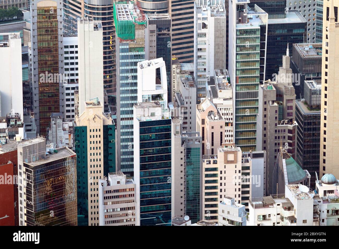 Crowded apartment hi-res stock photography and images - Alamy